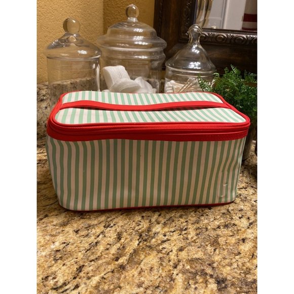 Clinique | Bags | Clinique Cosmeticbeautytravel Bag | Poshmark
